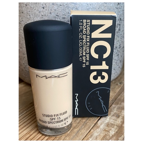 MAC Cosmetics | Makeup | Mac Studio Fix Fluid Foundation Nc3 | Poshmark